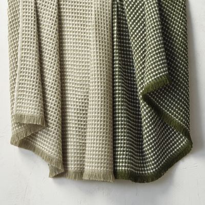 Luxury Faux Fur Throw | Frontgate