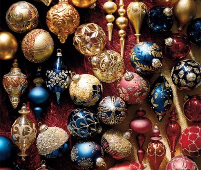 5 THINGS YOU NEED FOR THE HOLIDAY SEASON - Home + Style